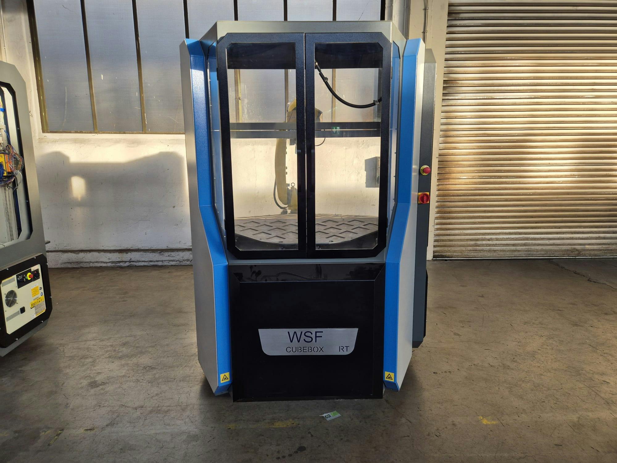 Tezmaksan CubeBOX Blues RT – Robot cell