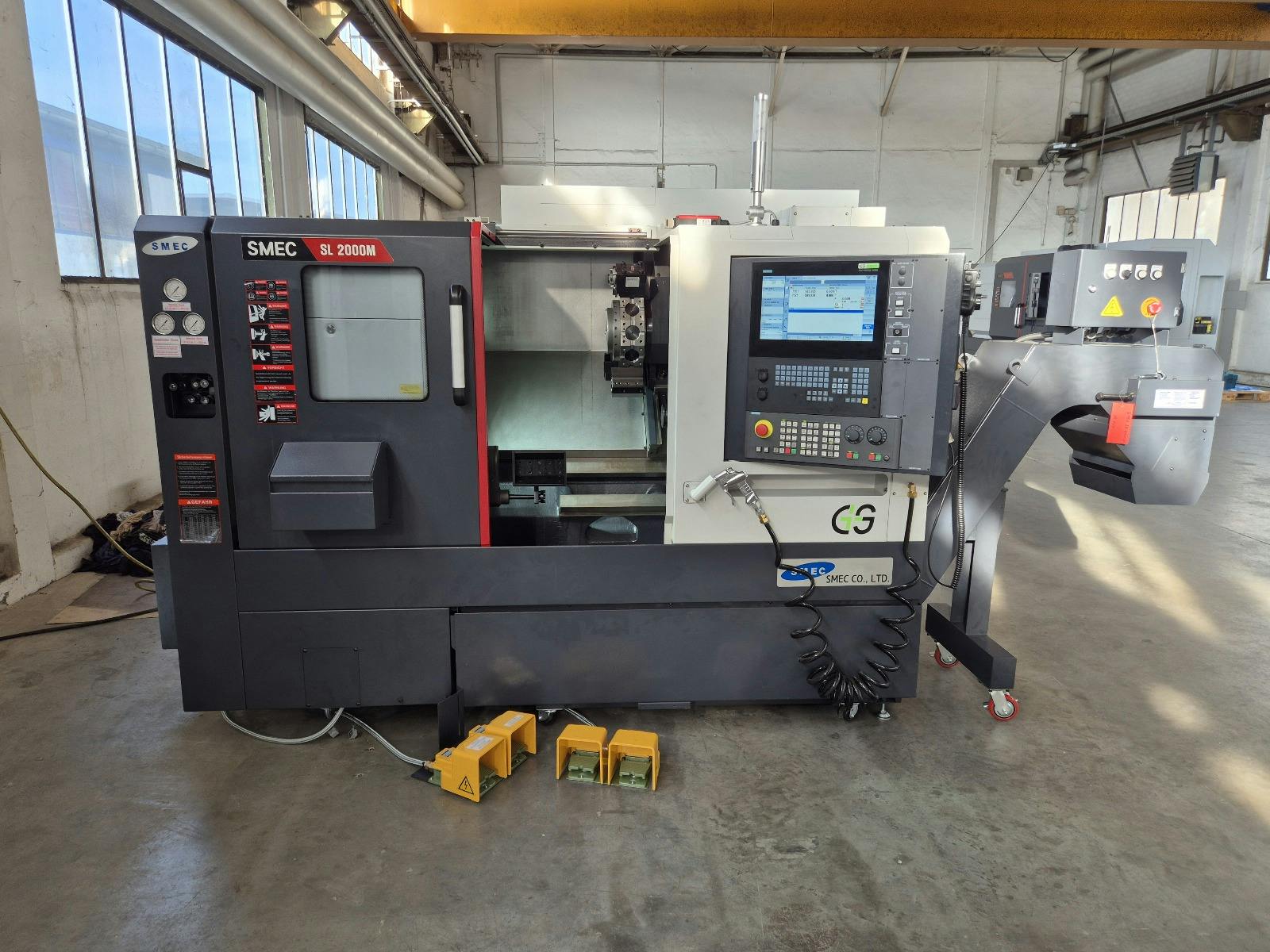 SMEC SL 2000 M – CNC lathe