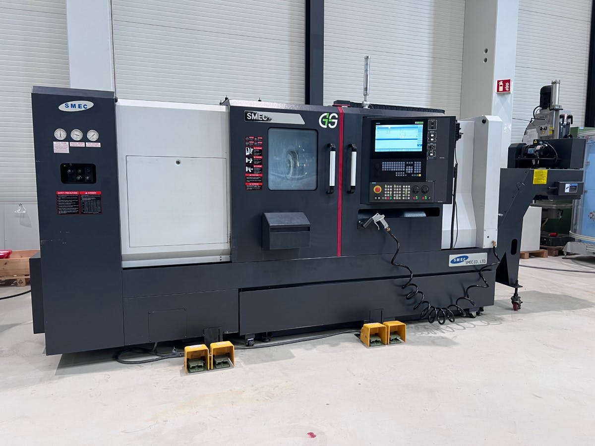 SMEC SL 3000LM – CNC lathe