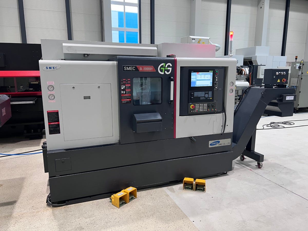 SMEC SL 2000SY – CNC lathe