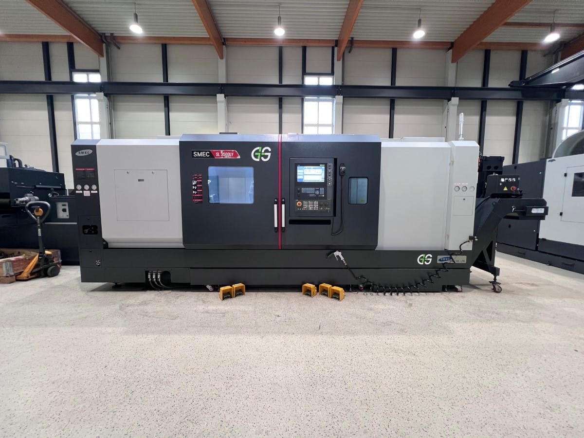 SMEC SL 3500LY – CNC lathe